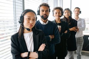 Contact Center: Pengertian dan Contoh Penggunaannya - Crm Blog