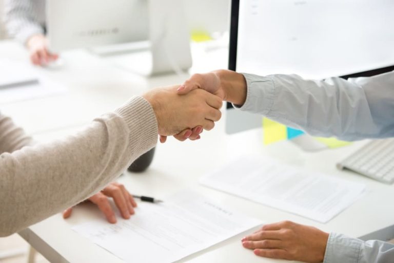 Apa Itu Klien: Ini Pengertian dan Perbedaannya dengan Pelanggan - Crm Blog