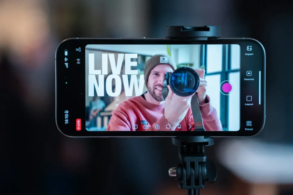 Strategi Live Shopping Biar Cuan & Hubungan dengan CRM