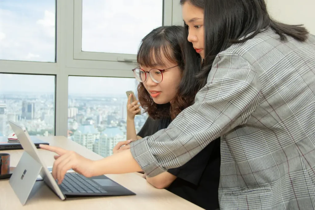 10 Tips Manajemen Waktu Meeting yang Efektif untuk CS